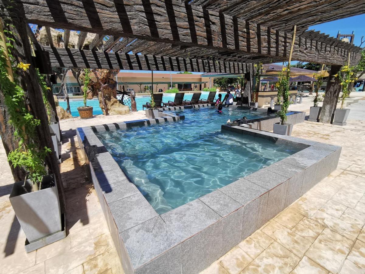 PORT ROYALE WATERPARK RESORT | DUMAGUETE CITY, PHILIPPINES | SEASON ...